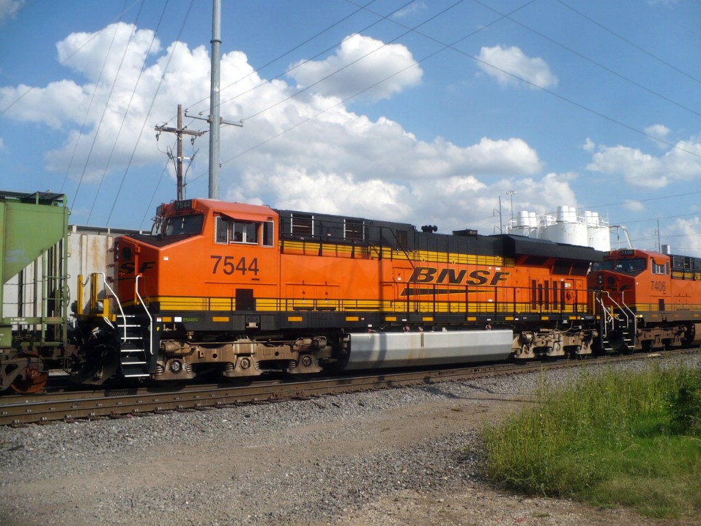 BNSF 7544